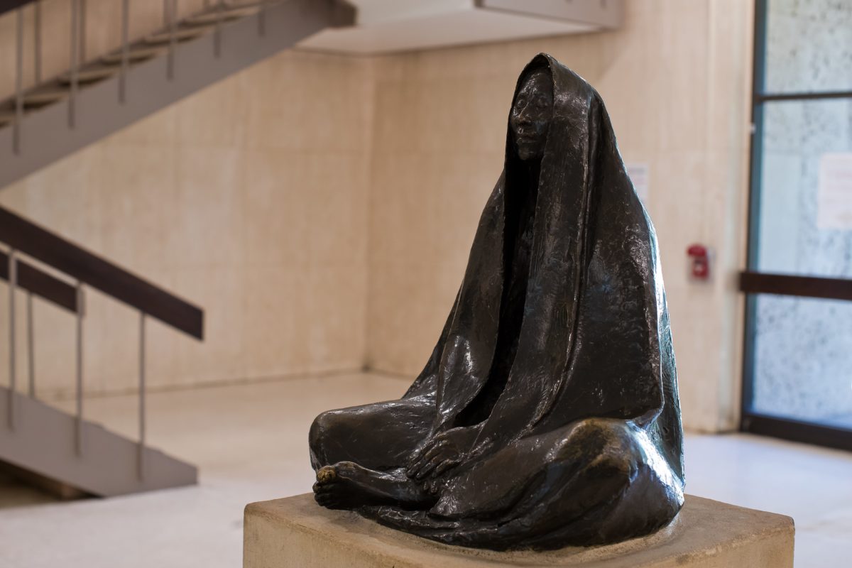 Orante/Mujer con las Manos Cruzadas (Woman Praying/Woman with Her Hands ...